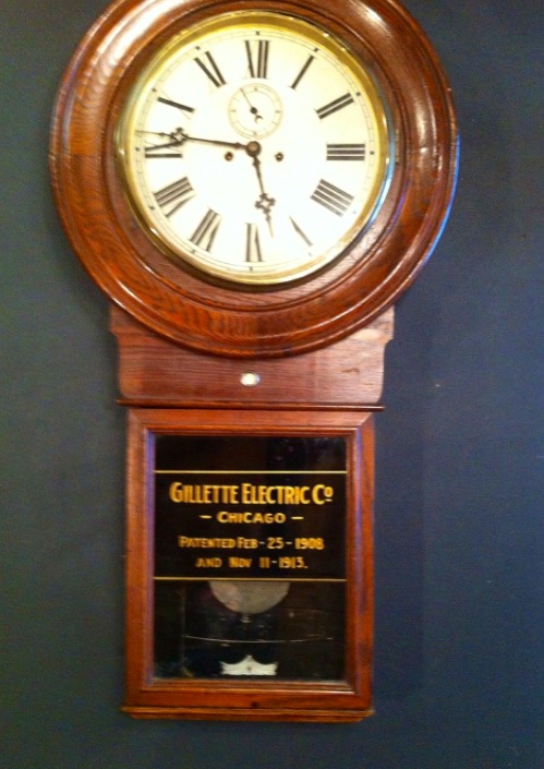 This master clock never received Western Union time signals, so was not ...