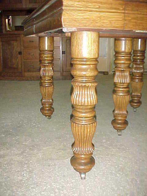 Robbins Table Company